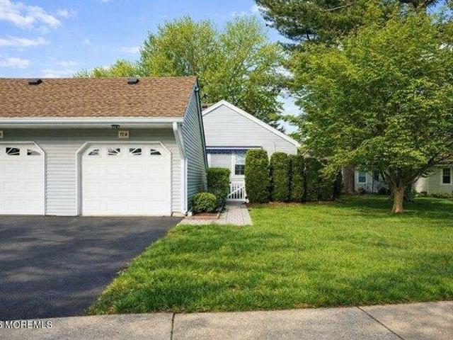 condo with 2 bedroom, Freehold NJ DLS102283679
