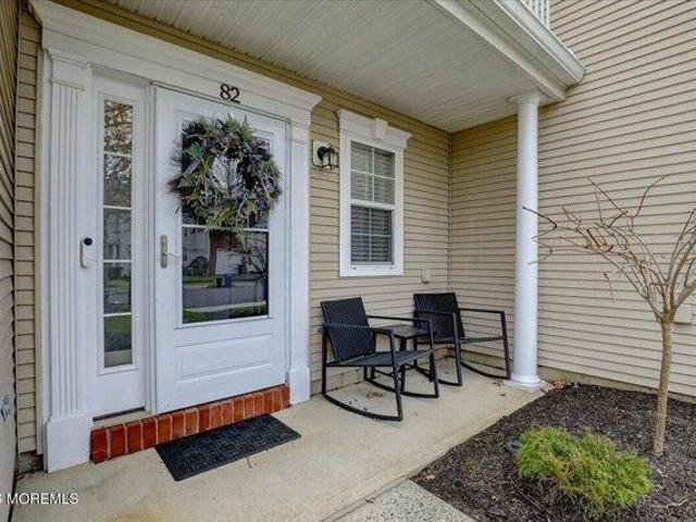 condo with 2 bedroom, Freehold NJ DLS102315607