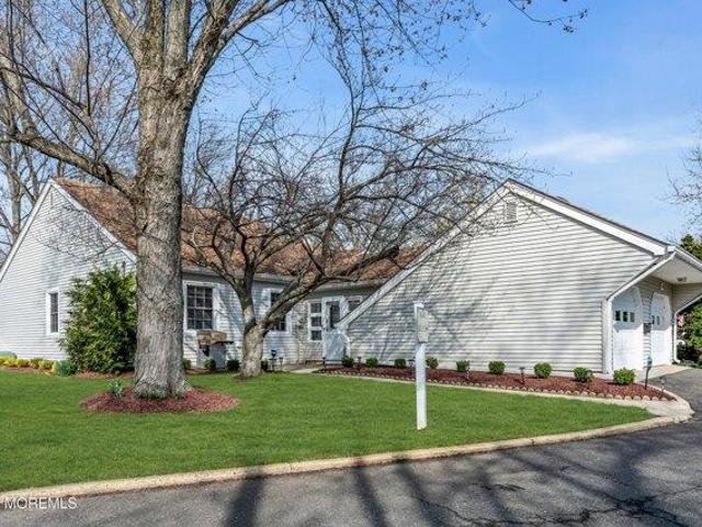 condo with 2 bedroom, Freehold NJ DS102779488