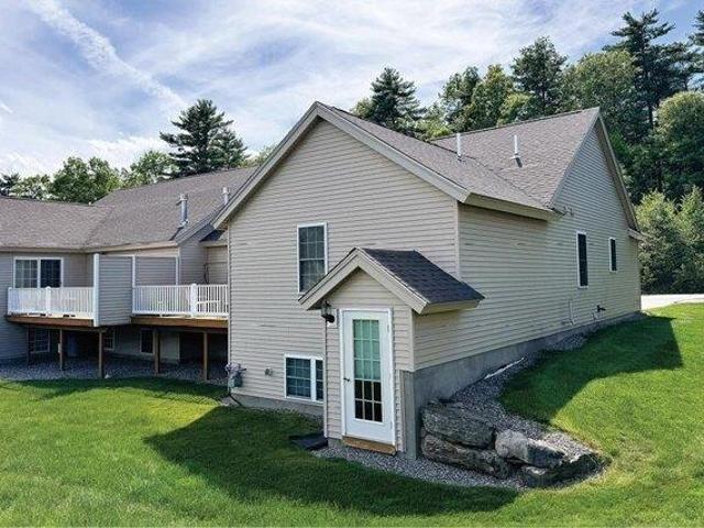 condo with 2 bedroom, Fremont NH DS103966096