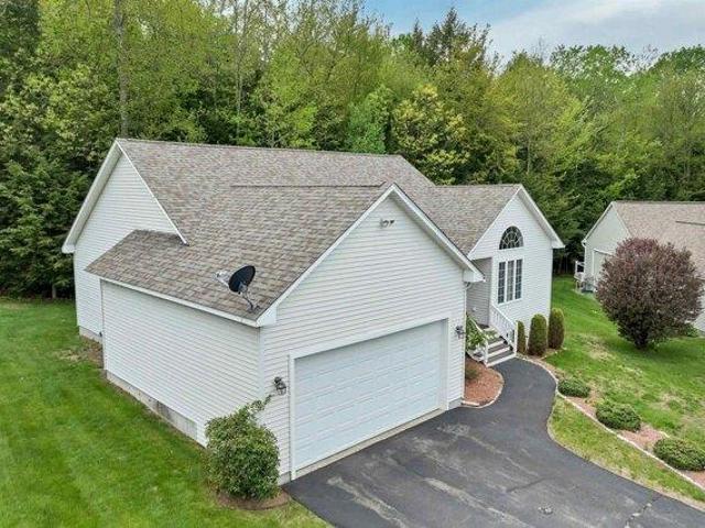 condo with 2 bedroom, Gilford NH DLS102634091