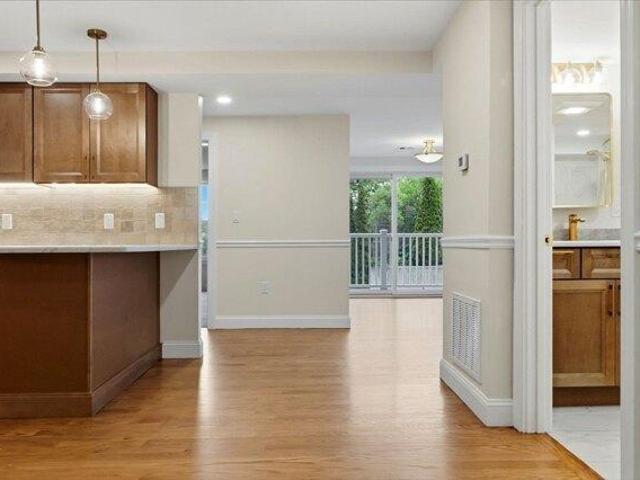 condo with 2 bedroom, Gloucester MA ES104870279