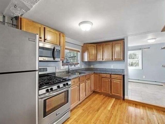 condo with 2 bedroom, Gloucester MA ES105142109
