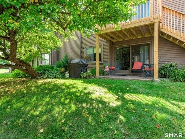 condo with 2 bedroom, Glastonbury CT ES105105336