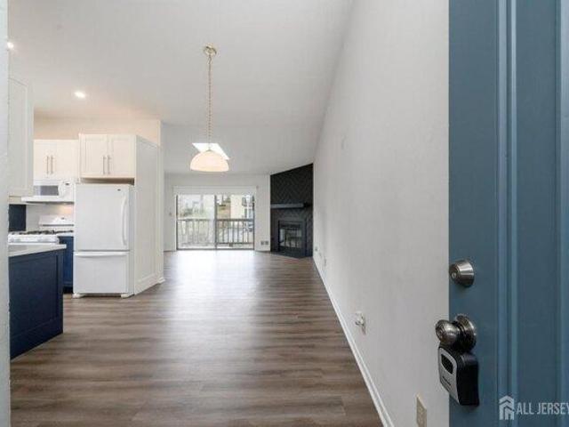 condo with 2 bedroom, Glen Gardner NJ ES103622410