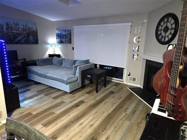 condo with 2 bedroom, Glen Gardner NJ ES103622722