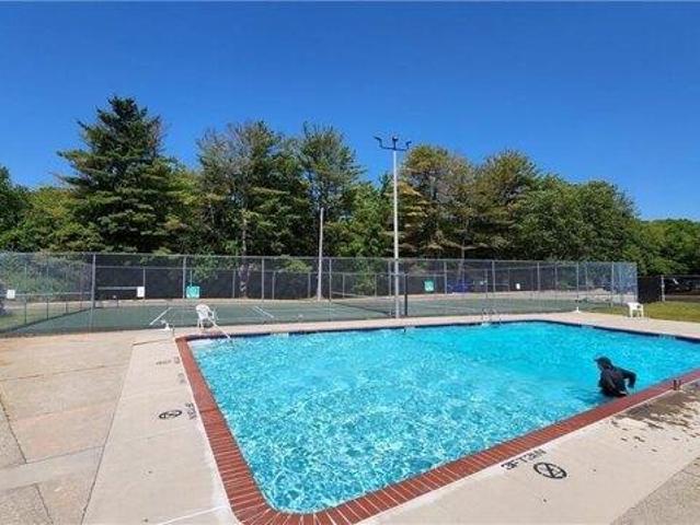 condo with 2 bedroom, Groton CT ES103162271