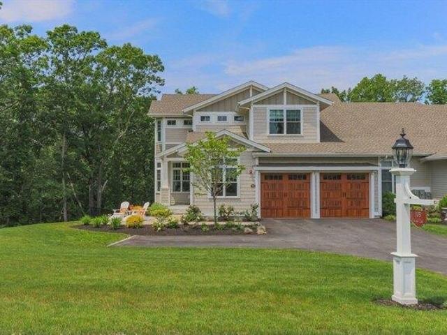 condo with 2 bedroom, Groton MA ES103224512