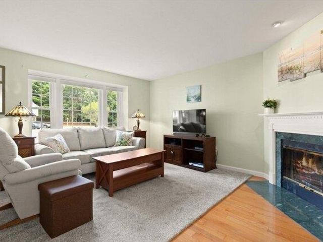 condo with 2 bedroom, Groton MA ES104807639