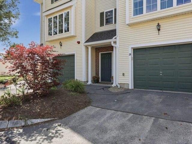 condo with 2 bedroom, Groveland MA ES105115267