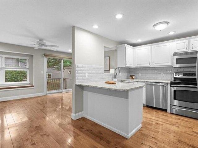 condo with 2 bedroom, Grafton MA DLS102723657