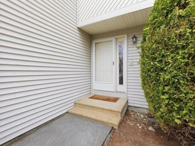 condo with 2 bedroom, Grafton MA DS104113641