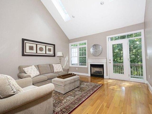 condo with 2 bedroom, Grafton MA ES104112145