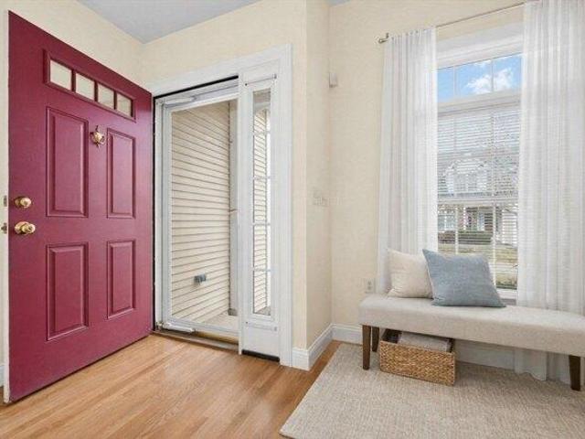 condo with 2 bedroom, Grafton MA ES105041268