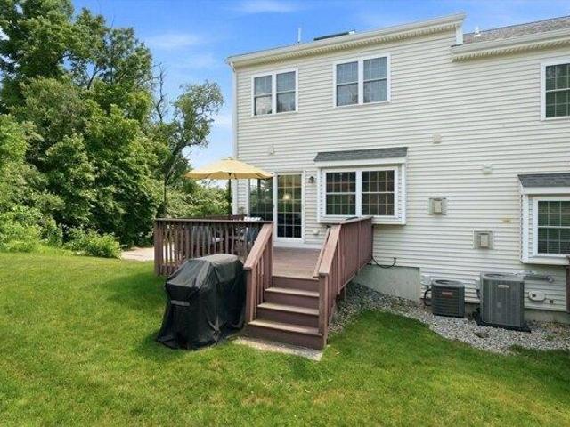condo with 2 bedroom, Grafton MA ES105155669