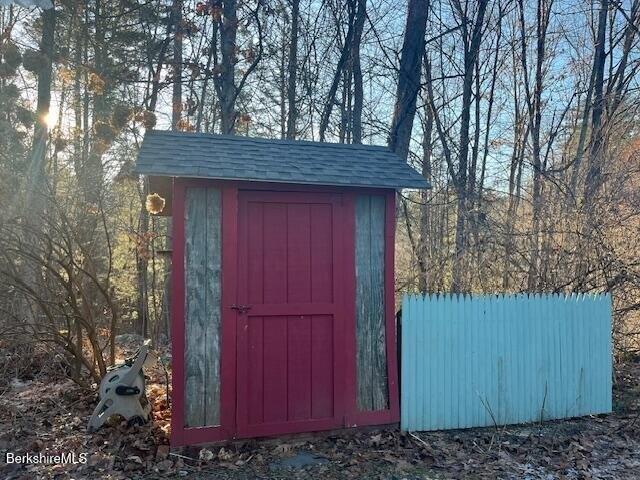 condo with 2 bedroom, Great Barrington MA DLS101798563