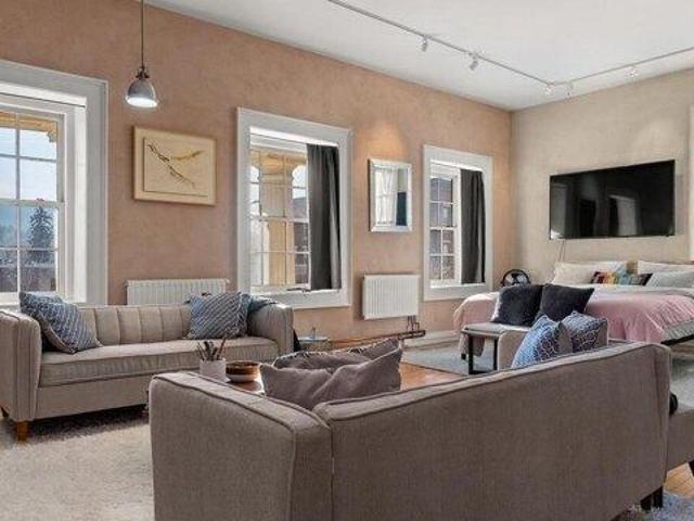 condo with 2 bedroom, Great Barrington MA DS104298326