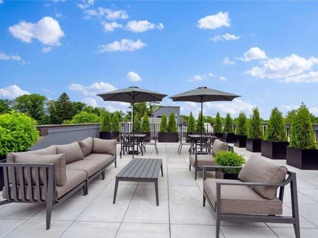 condo with 2 bedroom, Great Neck NY DLS101783472