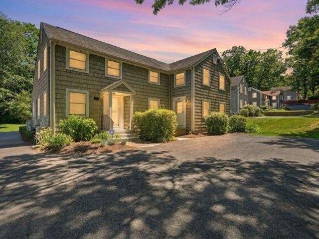 condo with 2 bedroom, Greenfield MA DS104189728