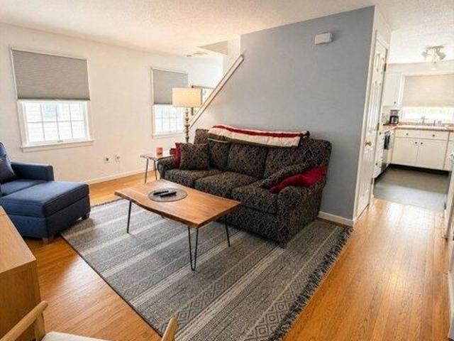 condo with 2 bedroom, Greenfield MA ES105193494