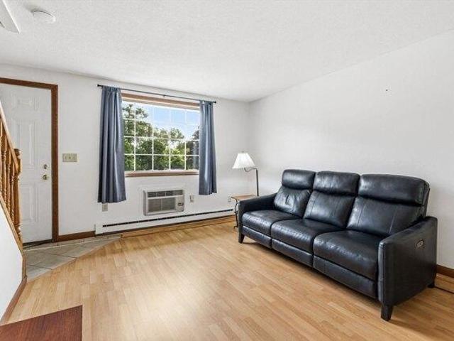 condo with 2 bedroom, Greenfield MA ES103850712
