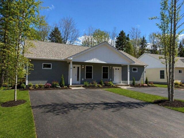 condo with 2 bedroom, Greenville ME DS102800236