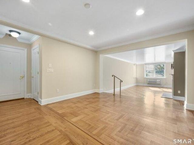 condo with 2 bedroom, Greenwich CT ES103163291