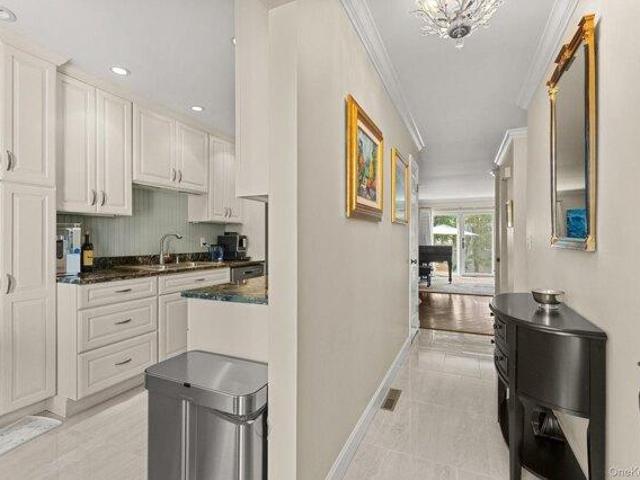 condo with 2 bedroom, Greenwich CT ES104374907