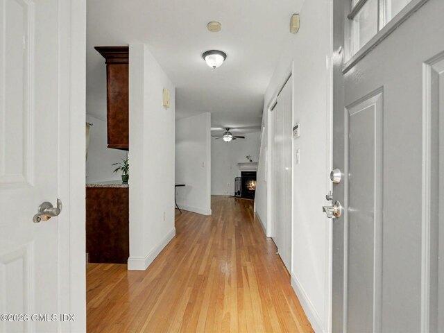 condo with 2 bedroom, Greenwich CT ES105233593