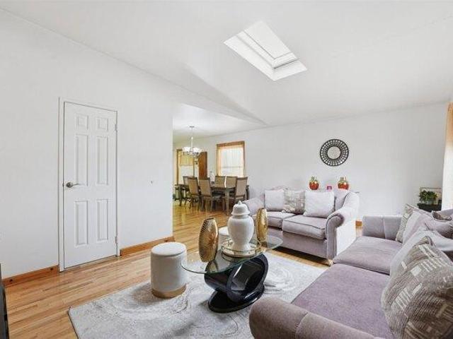 condo with 2 bedroom, Guttenberg NJ DLS102761758