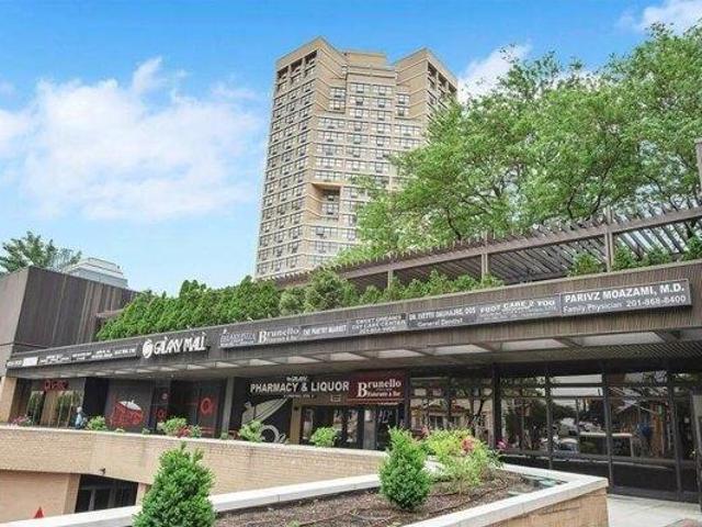 condo with 2 bedroom, Guttenberg NJ DS104332698