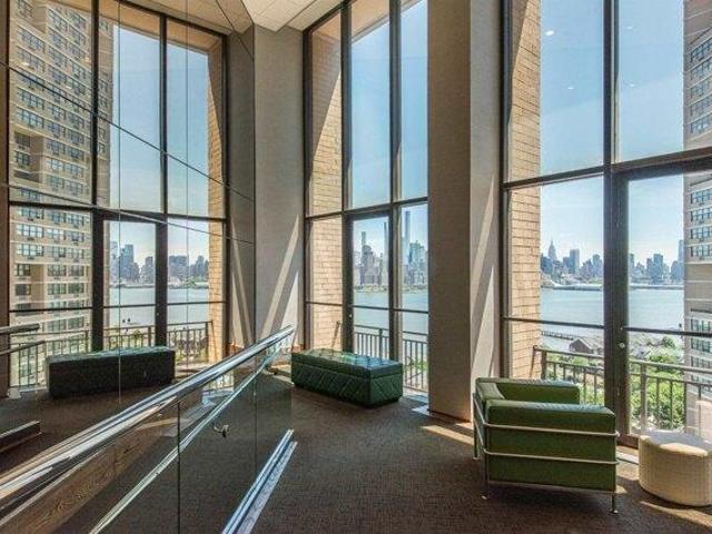 condo with 2 bedroom, Guttenberg NJ ES104332555