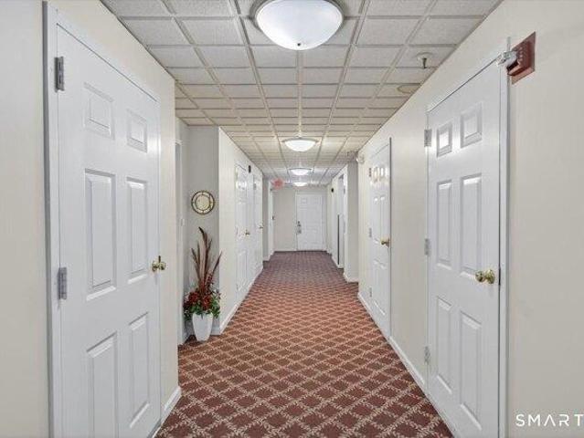 condo with 2 bedroom, Hamden CT DLS102478267
