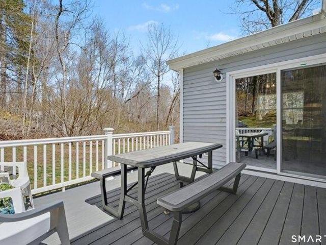 condo with 2 bedroom, Hamden CT ES103099682