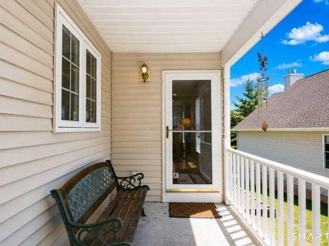condo with 2 bedroom, Hamden CT ES103160137