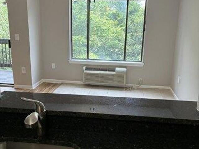 condo with 2 bedroom, Hamden CT ES104480432