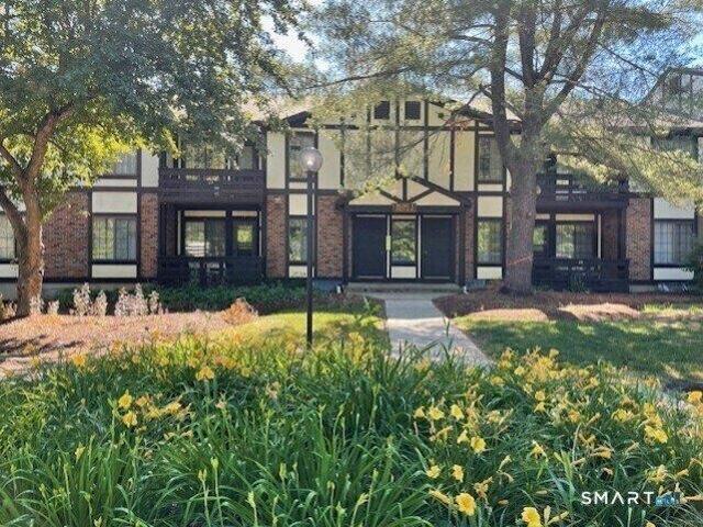 condo with 2 bedroom, Hamden CT ES104757195