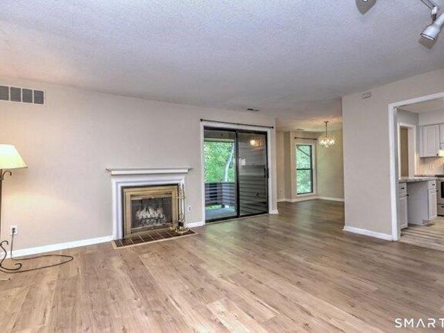 condo with 2 bedroom, Hamden CT ES104791874