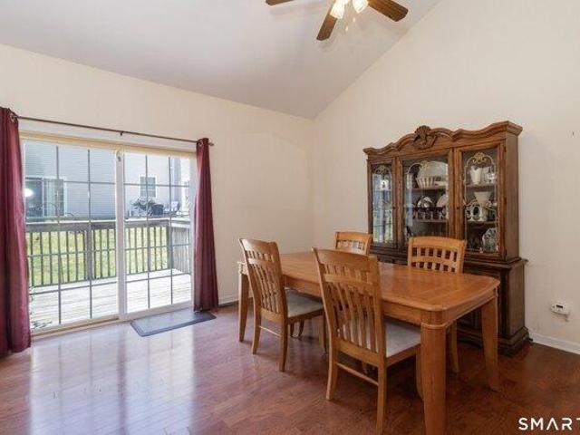 condo with 2 bedroom, Hamden CT ES104809984