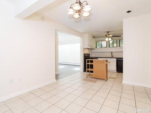 condo with 2 bedroom, Hamden CT ES104851397
