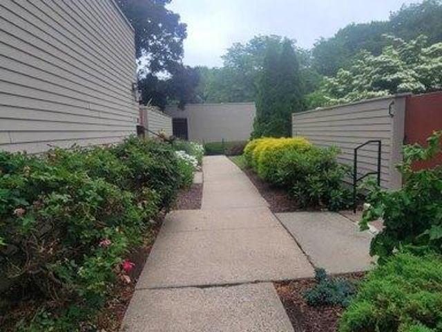 condo with 2 bedroom, Hamden CT ES104116775