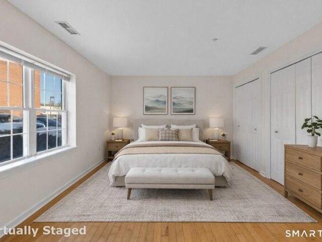 condo with 2 bedroom, Hamden CT ES105229954