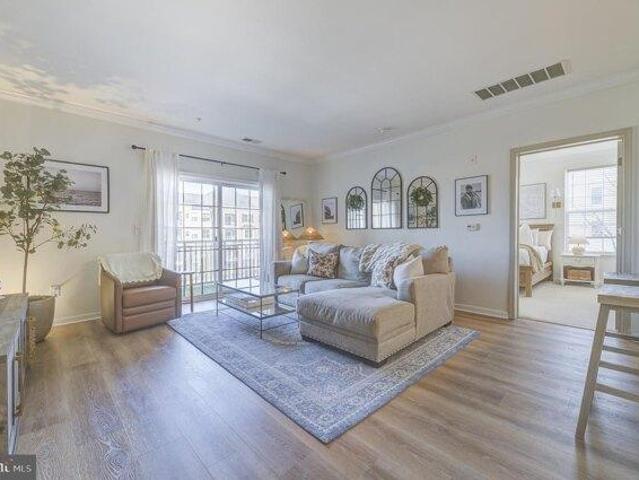 condo with 2 bedroom, Hamilton NJ DS102800617