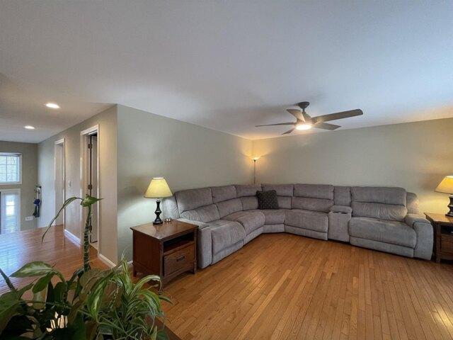 condo with 2 bedroom, Hampstead NH DS102157724