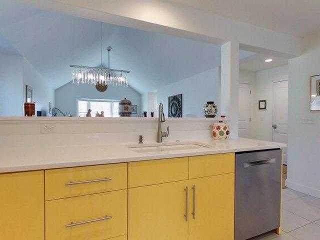 condo with 2 bedroom, Hampstead NH DS102254832