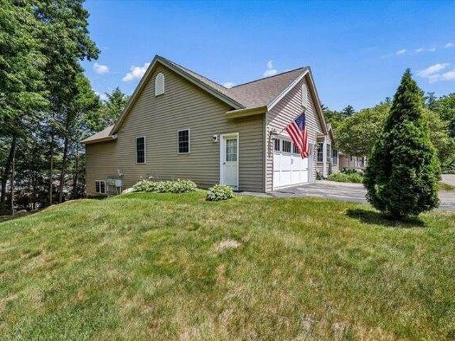 condo with 2 bedroom, Hampstead NH DS104117012