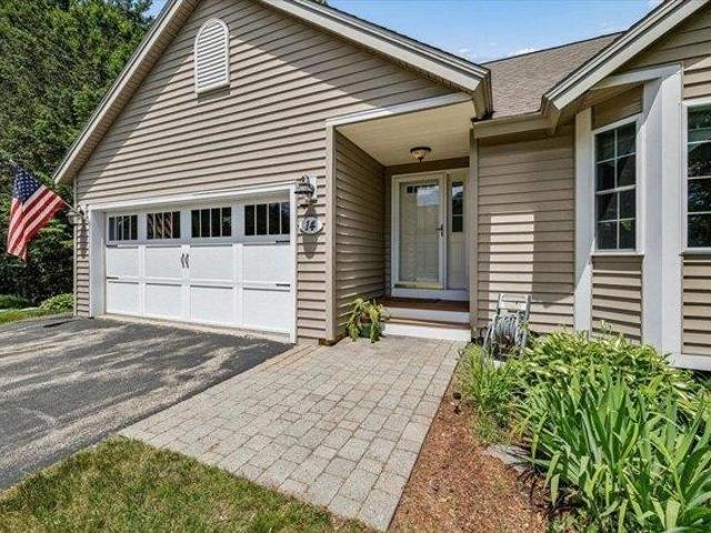 condo with 2 bedroom, Hampstead NH ES105141928