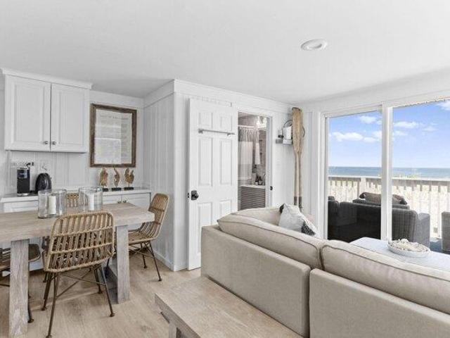 condo with 2 bedroom, Hampton NH ES105104792