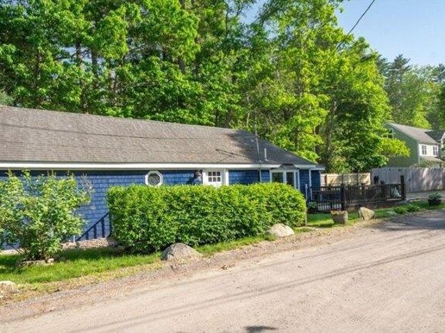 condo with 2 bedroom, Hanson MA DS104152107