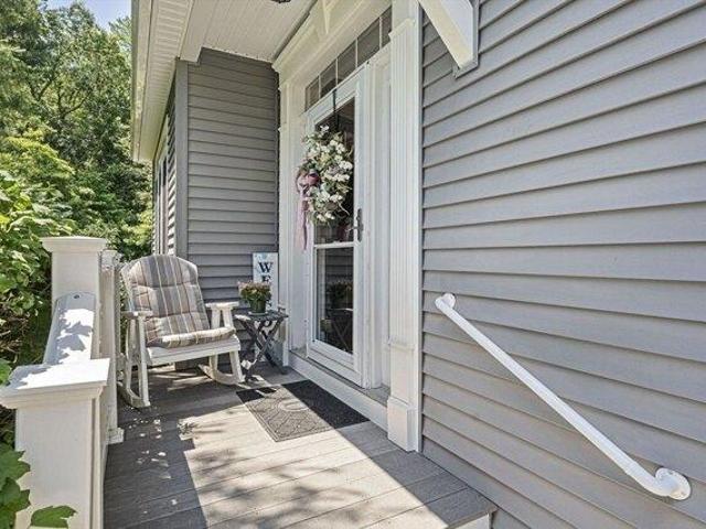 condo with 2 bedroom, Hanson MA DS104189229